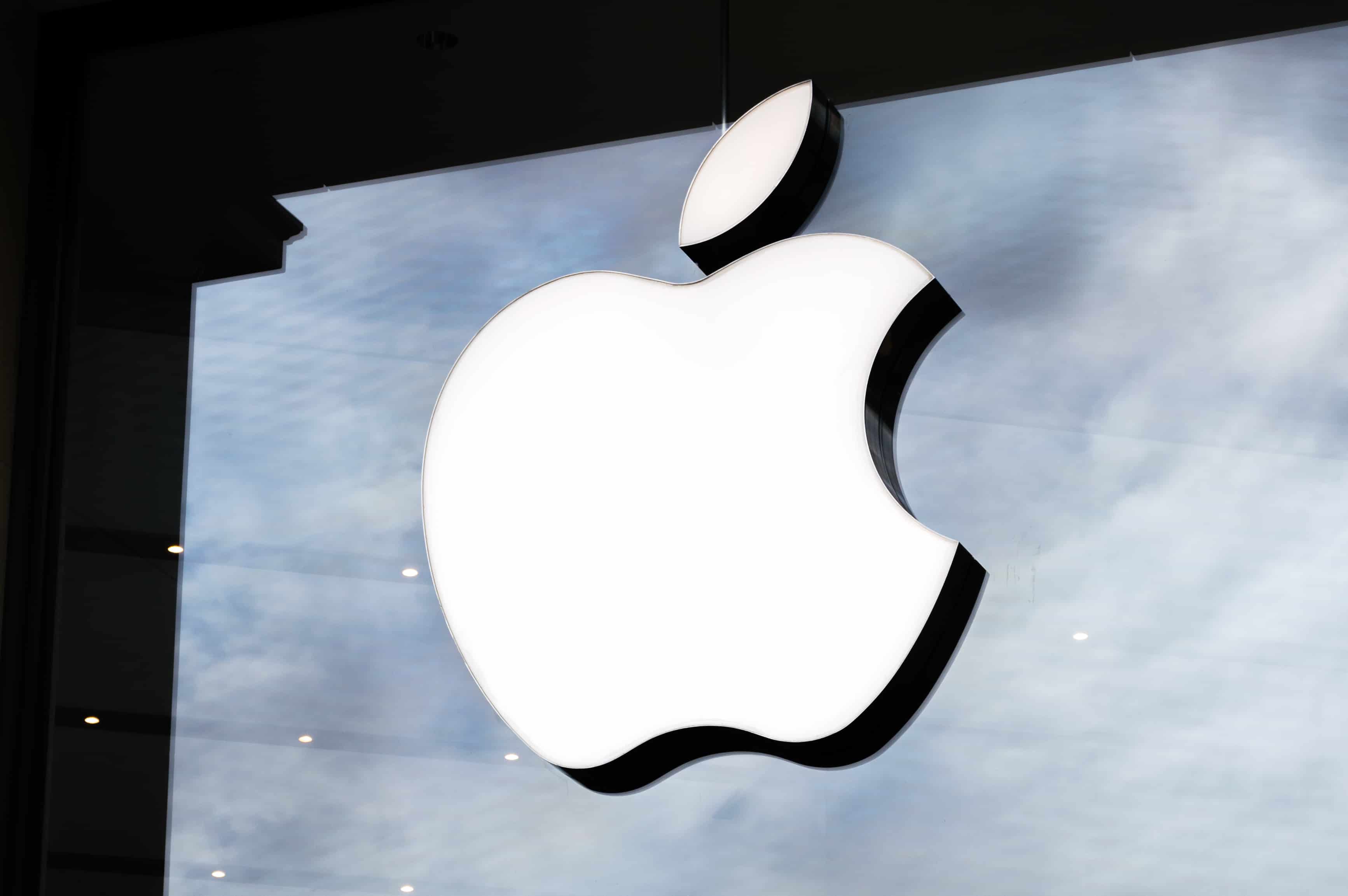 Apple to Announce Three iPhone 11 Models in September - Filthy Lucre